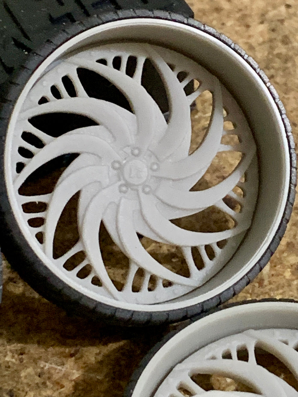 1/25 Scale - TMP D170 Custom in 26"-30" Donk, Big Rims, Box Chevy, G-B – THE MODEL PLUG