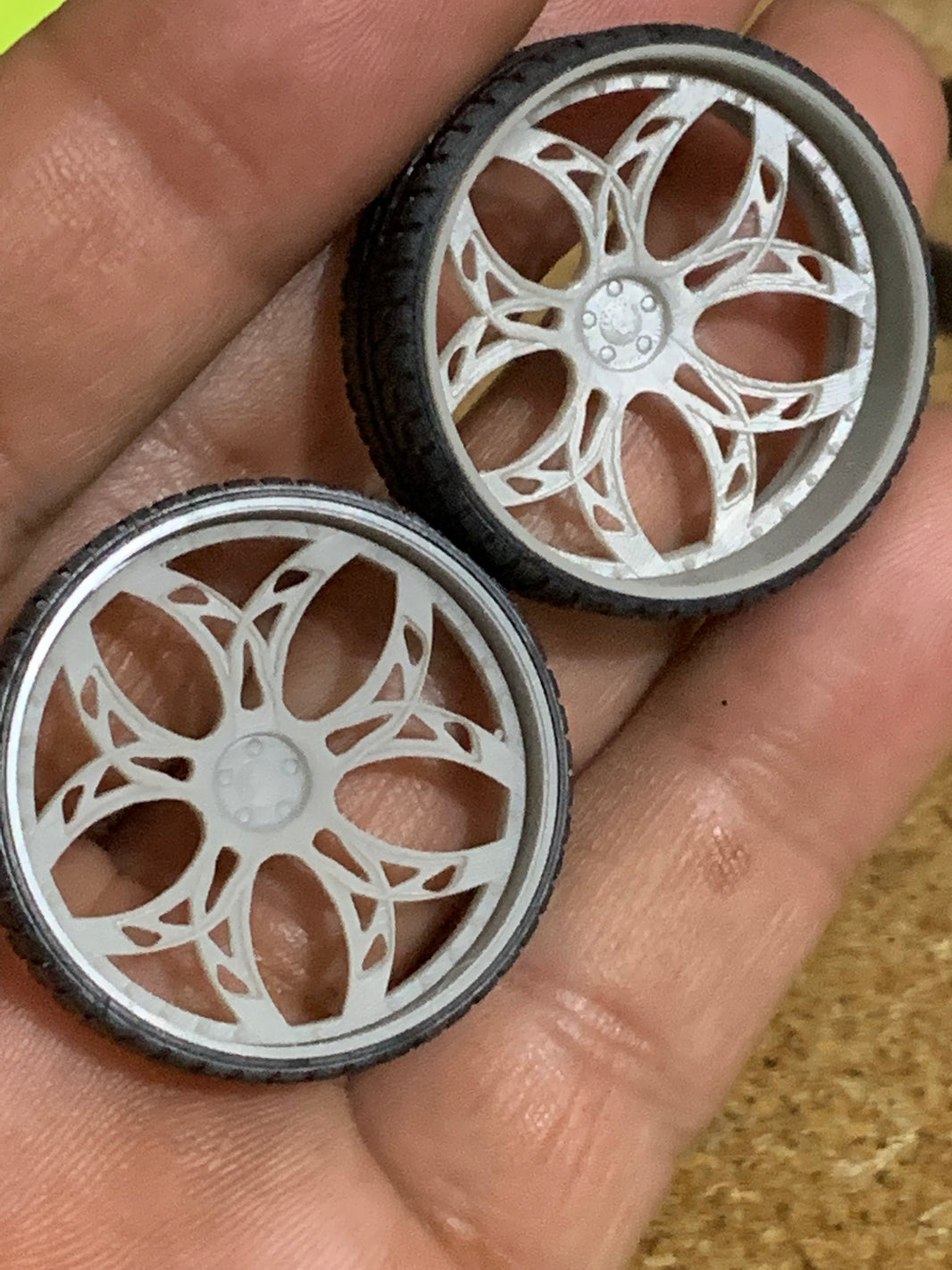 1/25 Scale 5-lug Rims – THE MODEL PLUG